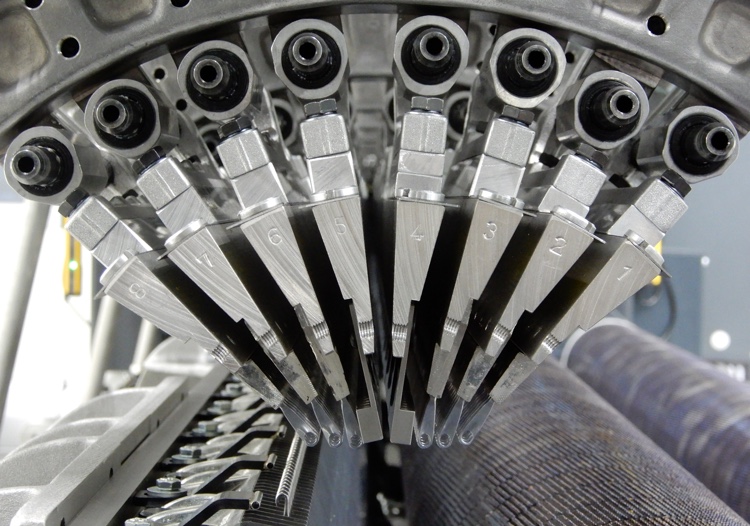 Karl Mayer launches its new raschel machine family